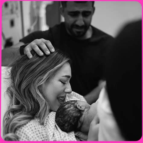 Bostah View ‎نورا عشماوي وخالد يُرزقان بطفلة نوراعشماوي‎ Instagram