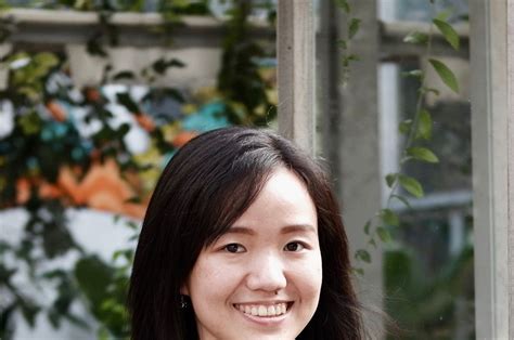 Kolom Laurensia Andrini