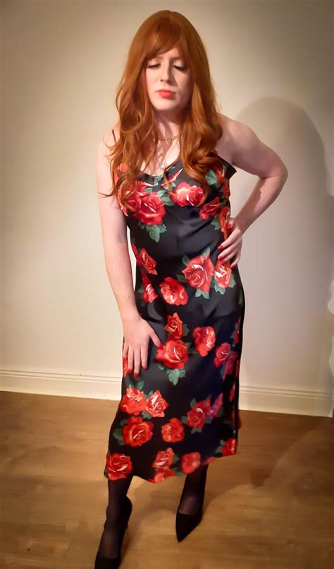Which Dress Do You Prefer 🐆 Or 🌹 Rcrossdressexpression