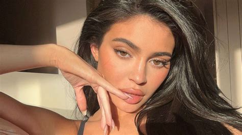 “humbja E Saj Më Ndihmoi Të Rritesha” Për Kë E Ka Fjalën Kylie Jenner
