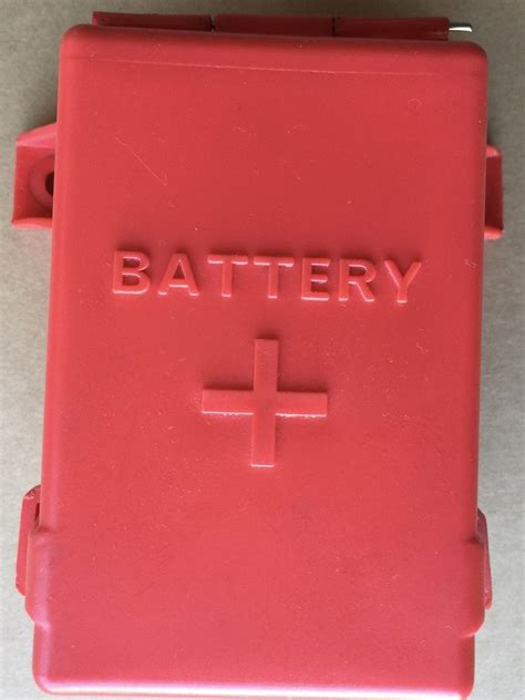 Red Battery Junction Box With Piano Hinge Chevy Ssr Forum