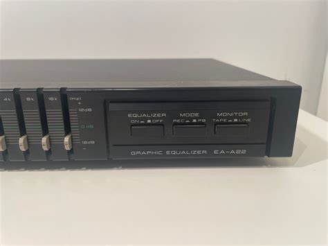 Akai Ea A22 9 Band Stereo Graphic Equalizer Stereo Graphic Equalizer