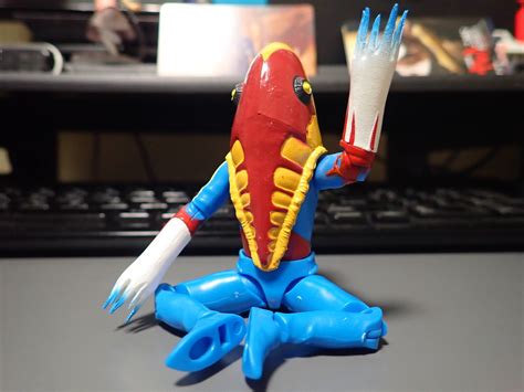 「我々人類は今、宇宙人に狙われるほど、お互いを信頼してはいませんから」超動ウルトラマン9 メトロン星人を買ってきた。 夢追い人、再び・・・