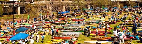 Faire Du Canoë Kayak Sur Le Buffalo Bayou Texas