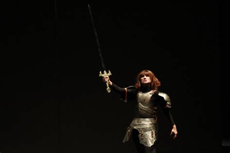 María Aura Estrenó Su Obra En Contra De Los Feminicidios