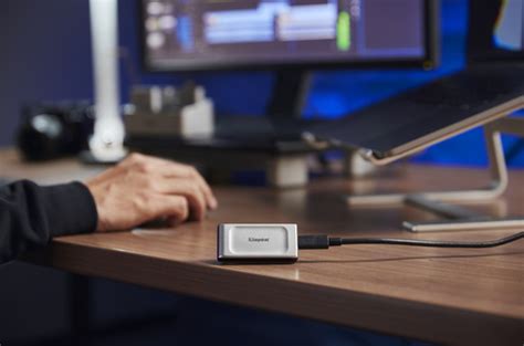 Disco Duro Externo Kingston Xs2000