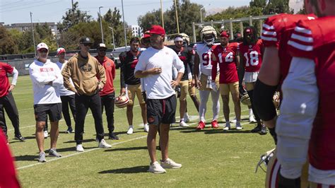 49ers Training Camp Report Kyle Shanahan Adjusts Practice Amid