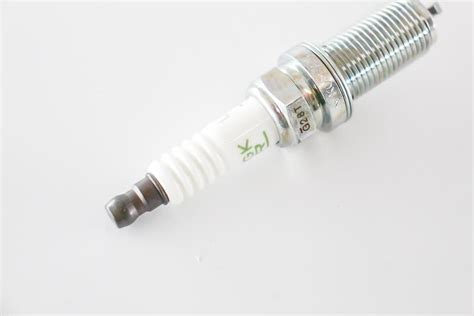 1884111051 HYUNDAI/KIA Свеча зажигания 2,0/2,4 Theta-II Hyundai/Kia ALL ...