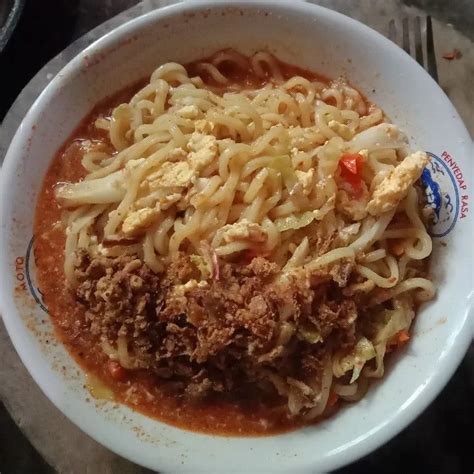 Resep Mie Instan Nyemek Sederhana Rumahan Di Yummy App