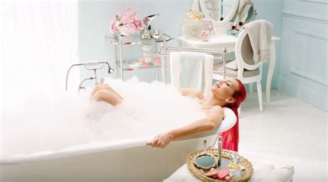 What Too Faced Better Than Sex Waterproof Mascara Looks Like In Real Life — Video