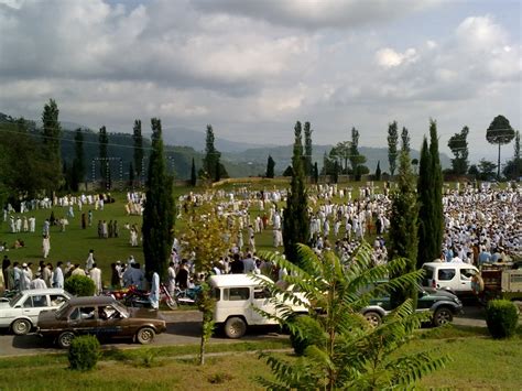 View Kashmir Funeral Of Maulana Yousaf Khan Palandri Azad Kashmir