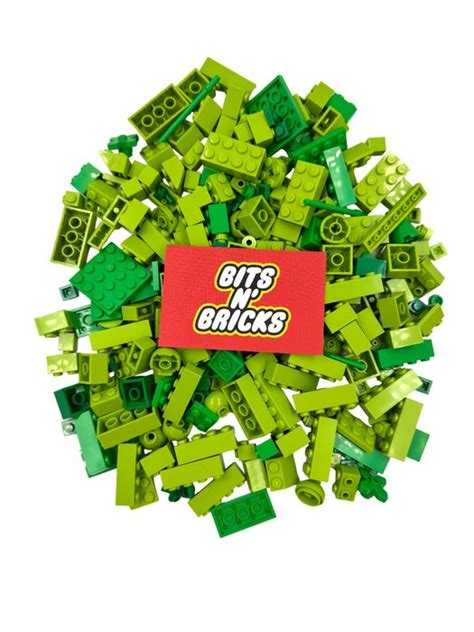LEGO 300 Green Bricks 2020 Catawiki