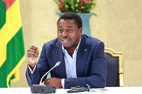 Comment Faure Gnassingbé Prépare Le Togo à La Ve République
