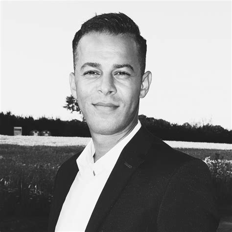 Aref Von Hacht Geschäftsführer Heimatglück Immobilien Xing