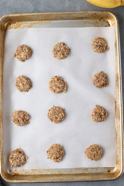 Healthy Banana Breakfast Cookies The Clean Eating Couple