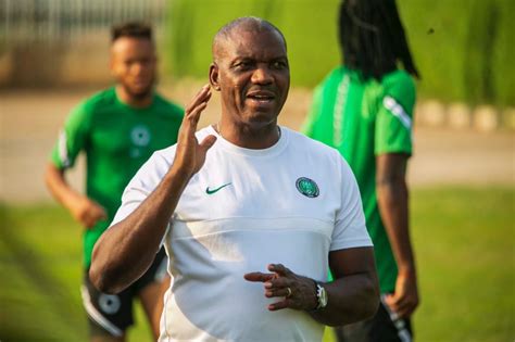 Austin Eguavoen Zai Ci Gaba Da Kasancewa Kocin Super Eagles —nff Aminiya