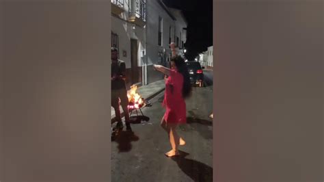 Gitana Bailando Por Bulerias💃💙 ️💚 Gypsy Gitanos Dance Bulerias Gitane Flamenco Calo