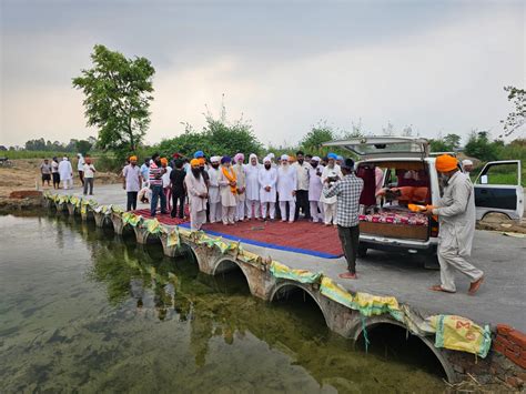 मुख्‍यमंत्री पुष्‍कर सिंह धामी ने खटीमा में डाला वोट मुख्‍यमंत्री ने