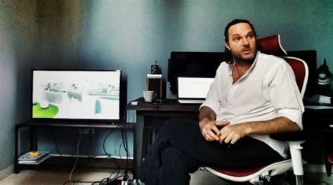 Remote Future In The Making With Editor Noam Weissman 正在远程剪辑未来 Shp Plus