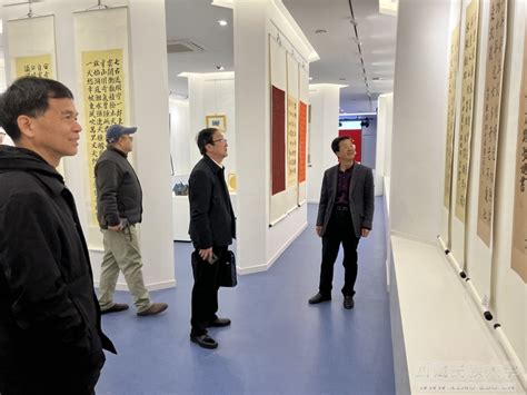 西藏自治区人民政府驻格尔木办事处中学一行来教育学院交流座谈 西藏民族大学