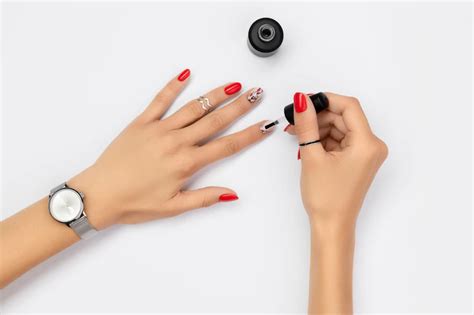 Ani Nail Art