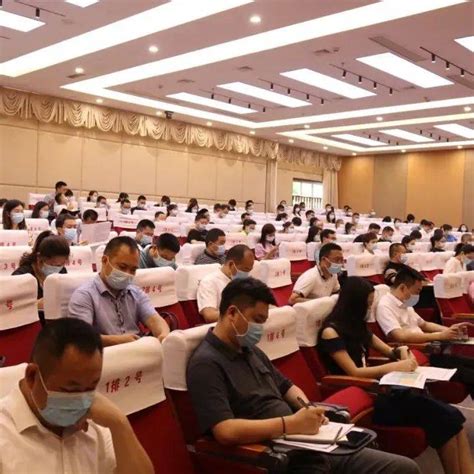 通川区组织人事干部掀起学习热潮：领会省党代会精神 推进全年重点任务工作侯候政治性