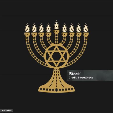전통적인 유대인 하누카 메노라의 벡터 그림 9 개의 불타는 촛불이있는 휴일 촛대 고대 유물에 대한 스톡 벡터 아트 및 기타 이미지 고대 유물 고대의 공휴일 Istock