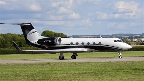 Vertical Stripes STA Jets Gulfstream G IV SP N722NK Departing From