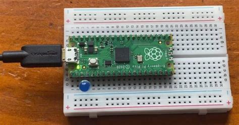 PWM Usage In Raspberry Pi Pico Breathing LED Example