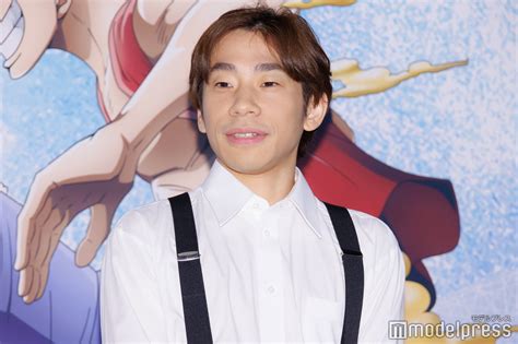画像513 織田信成、美人妻と密着ハグ＆ドアップ2ショット 結婚14周年記念投稿に「仲良しで素敵」「最高」の声 モデルプレス