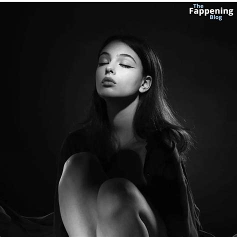 Deva Cassel Sexy 19 Photos Thefappening