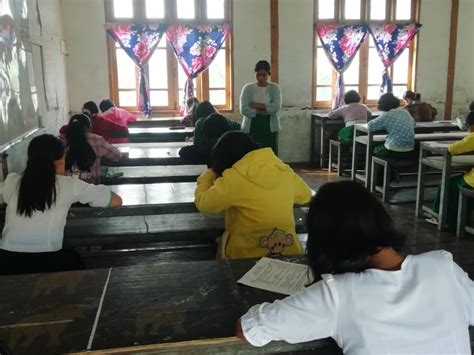 မာန်အောင်မြို့နယ်၌ အခြေခံပညာမူလတန်းအဆင့်grade 5နှင့်အလယ်တန်းအဆင့်grade 9ကျောင်းသား သူများနှစ