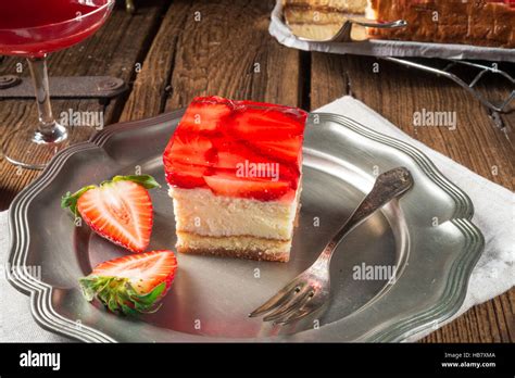 Gâteau Au Fromage Aux Fraises Photo Stock Alamy