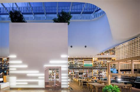 Klein Dytham Creates Book Lined Space In Bangkoks Central Embassy