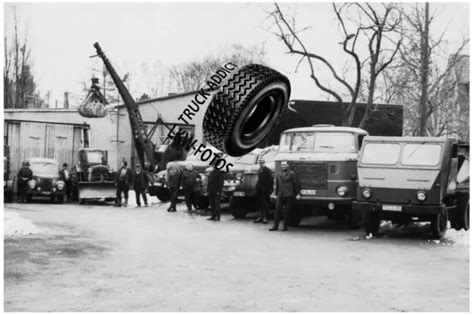 OLDTIMER TRUCK PHOTO LKW Foto DDR Limbach IFA W50 Picco Max 4 Lader