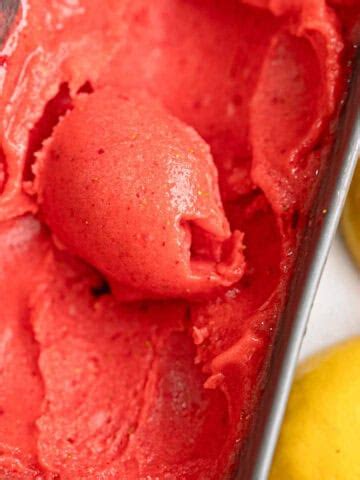 No Churn Matcha Ice Cream Catherine Zhang