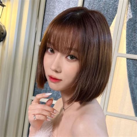 Pin By Aespa Icons On 김민정 🌸 Brown Hair Kpop Short Brown Hair Short Hair Styles