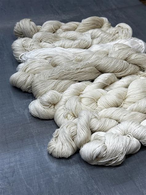 1kg Wool And Wool Blend Undyed Yarn Hanks World Of Wool