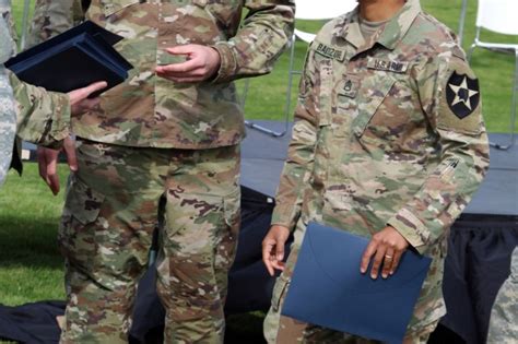 California Army National Guard Soldier Queen Of Battle Paves The Way