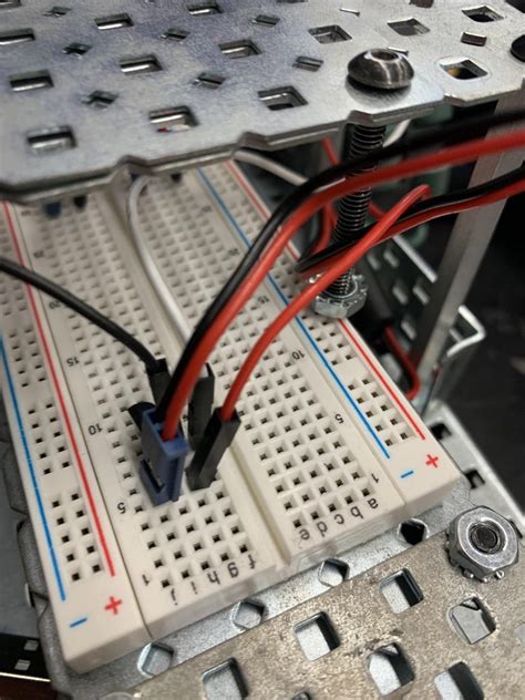 Vex Robot By George Theall George Ayer Finn Snow 4 Steps
