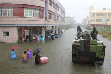 Six Dead Thousands Evacuated In Taiwan Floods New Straits Times