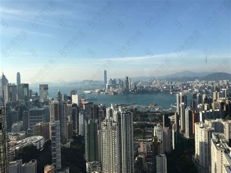 名门－顶层复式带天台花园约合：2965平方米 香港房产网