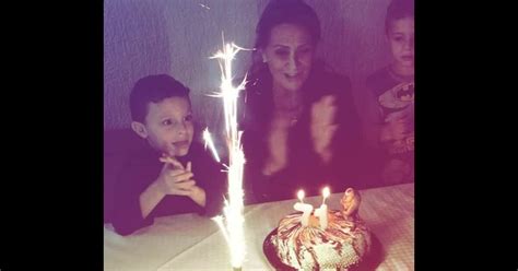 Ex BBB Ieda comemora anos a família O que realmente importa Vídeo Purepeople