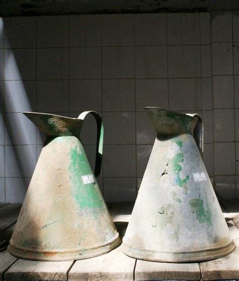 پیمانه فلزی موزه و اسناد صنعت نفت ایران Home Decor Decor