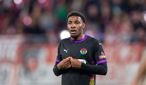 Nach Blessin Kritik Wie Afolayan Reagierte Und Wie Ihn Der Trainer