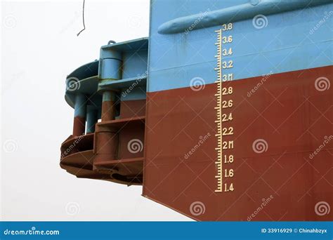 Plimsoll Mark On The Ship Stock Image Image Of Metal 33916929