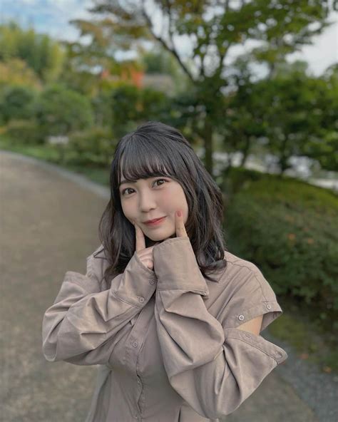 Instagram Youtube