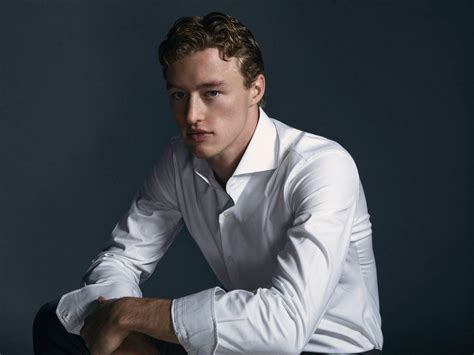 Oliver H Model Wink Models