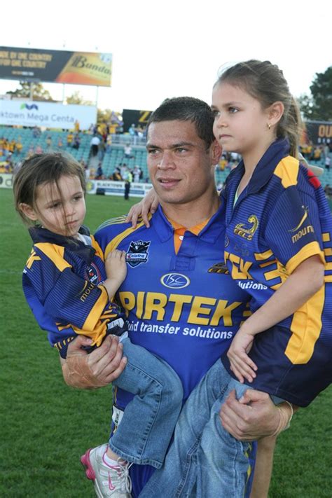 Legend Qanda Timana Tahu