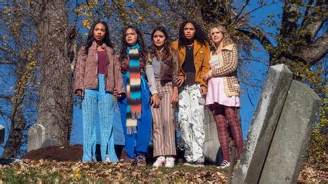 Pretty Little Liars Original Sin Is As Gay And Bananas As Its Predecessor